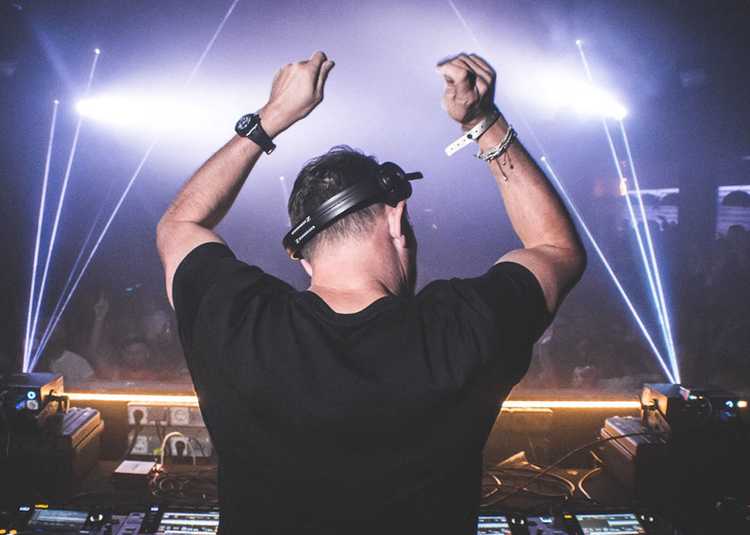 How To Get DJ Gigs: From Local DJ To Touring Act - Toolroom Academy